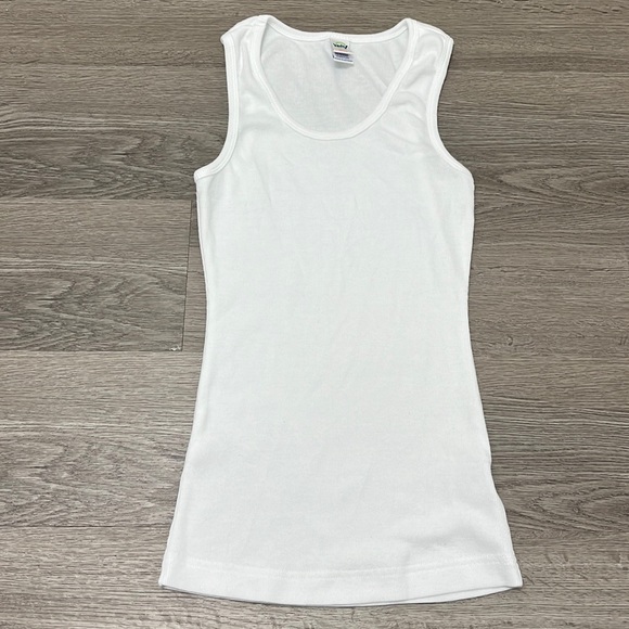 Kavio | Shirts & Tops | Kavio Girls White Ribbed Tank Size Medium ...